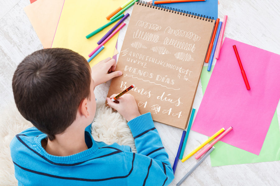 Plantilla descargable de lettering para niños | Escuela Project Party