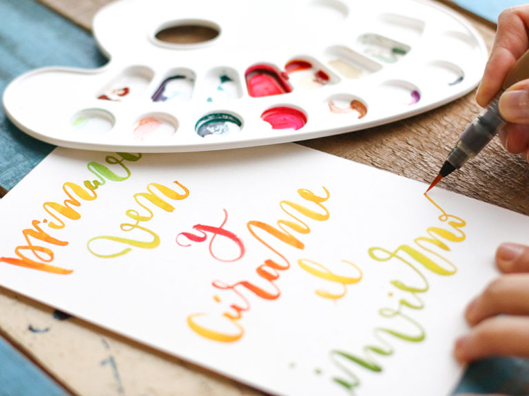 Curso de Lettering Online con rotuladores Almas Creativas | Project Party