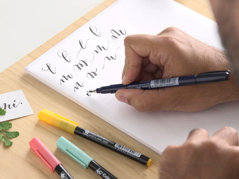 Curso de Lettering Online con rotuladores Almas Creativas | Project Party